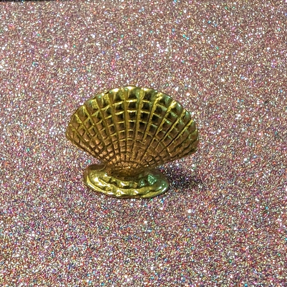 Accents | Vintage Golden Brass Scallop Shell Seashell Paperweight ...